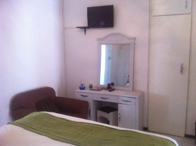 Sethare Guest House - 가보로네