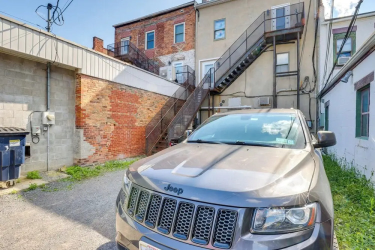 Chic Apt In The Heart Of Downtown Canandaigua - Canandaigua, NY