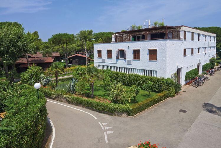 Baia Domizia Camping Village - Campania