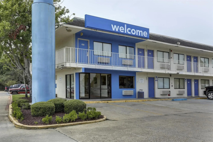 Motel 6 Port Allen, La - Baton Rouge - Baton Rouge, LA