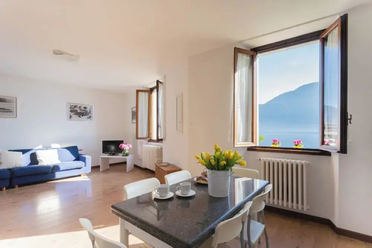 Family Lake Apartment - Tremezzina