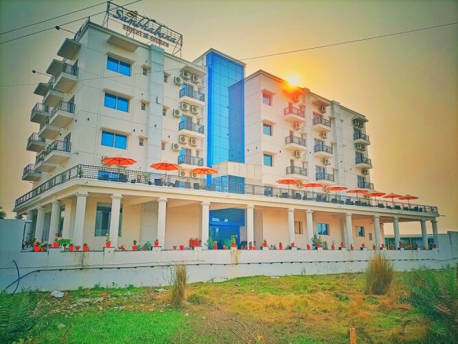 Sambhabana Hotel & Suites - Tarapith
