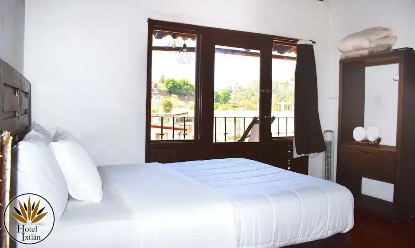 Ixtlan - Valle de Bravo