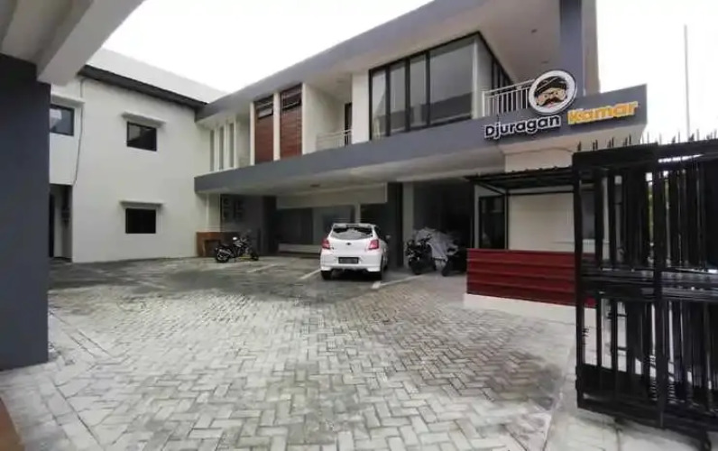 Djuragan Kamar Bandahara - Malang