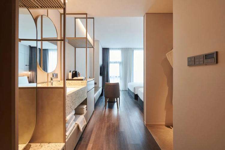 Nine Tree Premier Rokaus Hotel Seoul Yongsan - Seoul