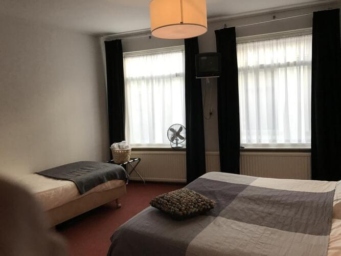 Hcr 'T Raedhus - Dokkum