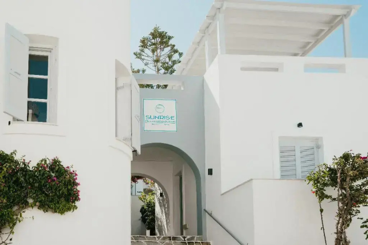Sunrise Paros By Mr And Mrs White - Paros