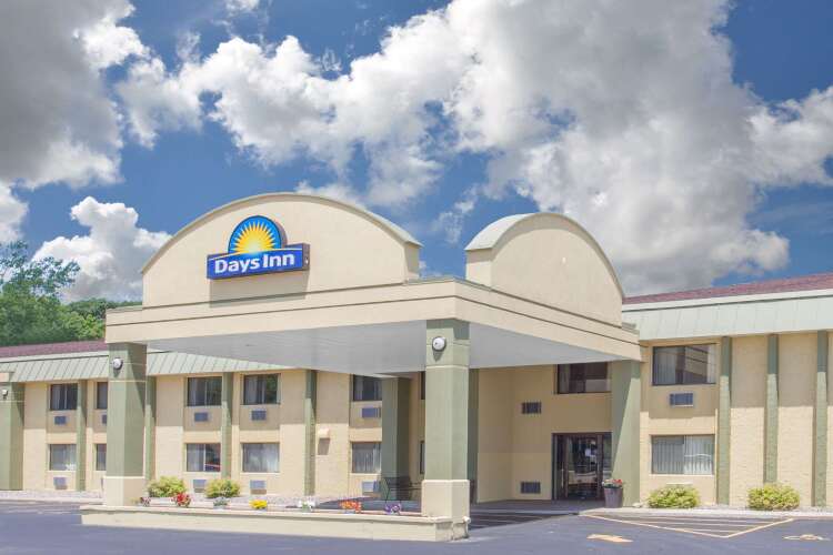 Days Inn By Wyndham Portage - Portage