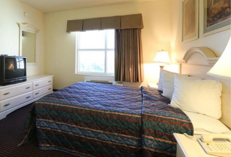 Allure Suites - Cape Coral, FL