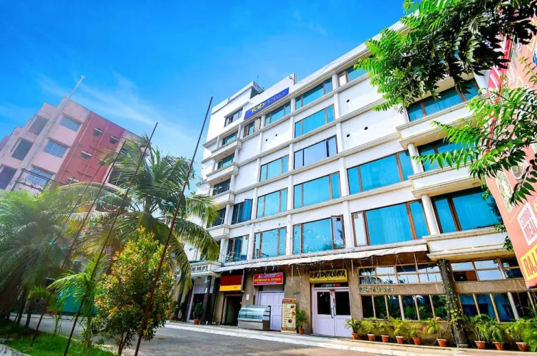 Fabhotel Raj Darbar - West Bengal