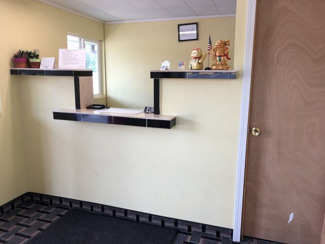 Royal Motel - 布朗郡