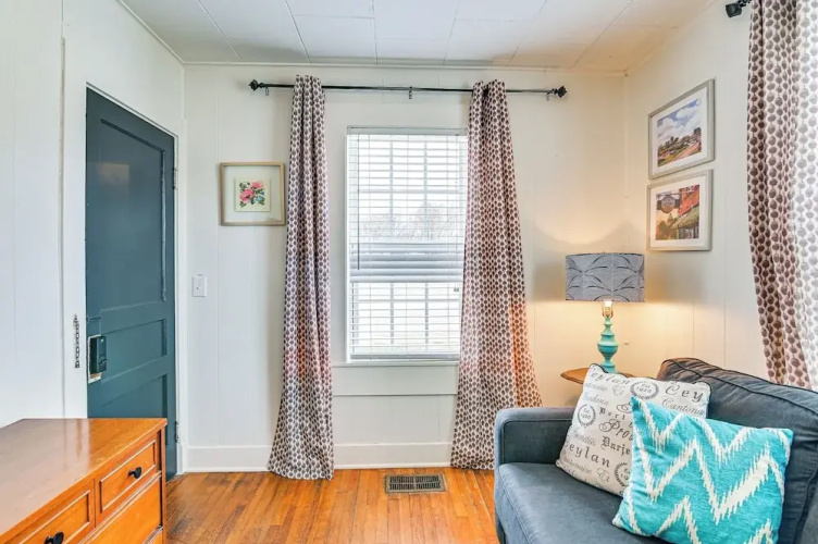 Charming Abode ~ 2 Mi To Mississippi State Campus! - Starkville, MS