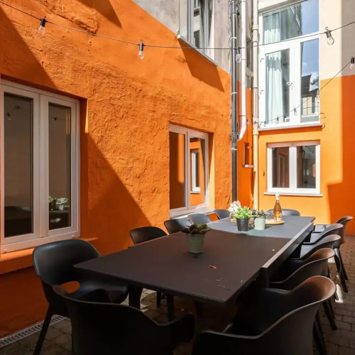 Beautiful And Spacious Vacation Home With Parking - Brugge
