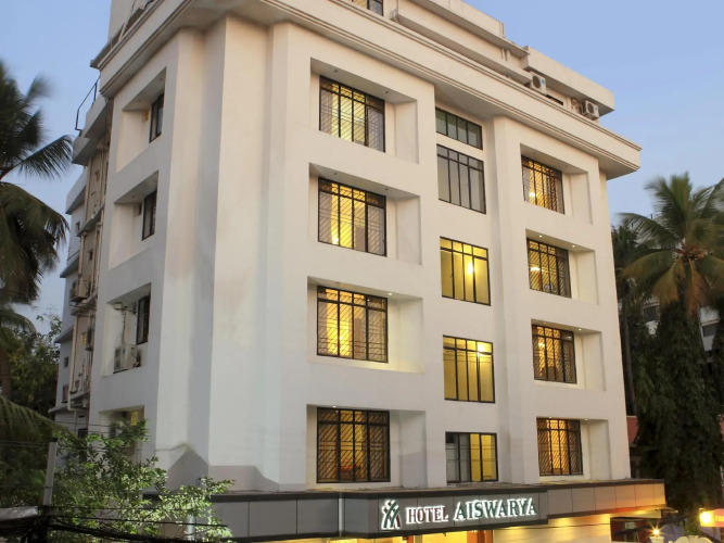 Hotel Aiswarya - Kochi, India