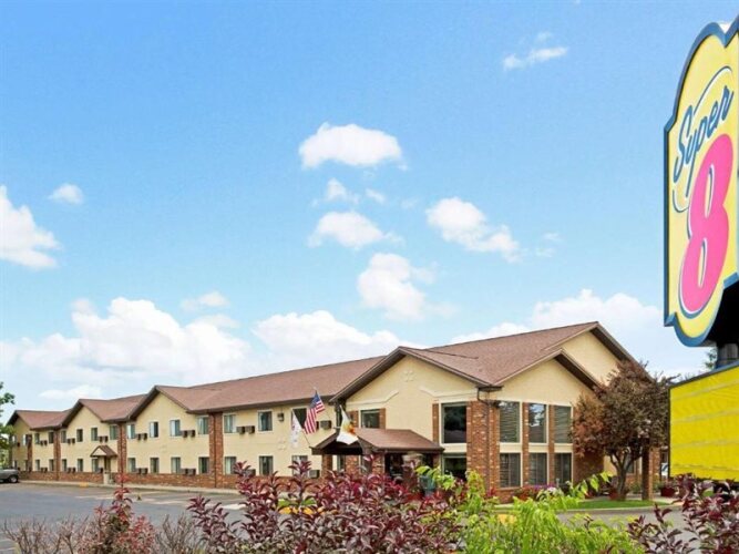 Super 8 Longmont/twin Peaks - Longmont, CO