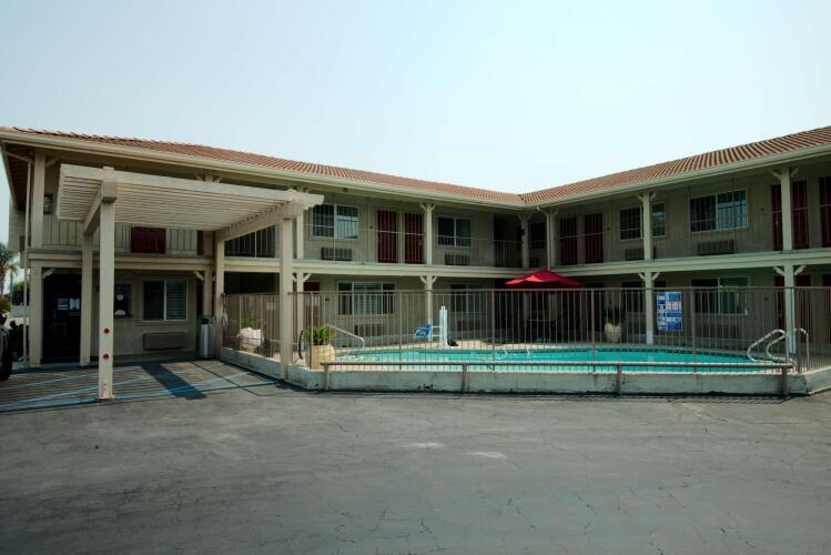 Best Western Hanford Inn - Hanford