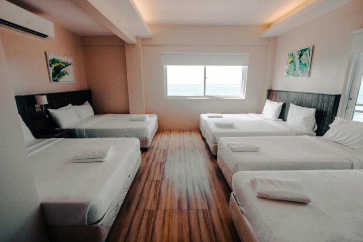 Brisa Marina Beach Resort Powered By Cocotel - Bataan