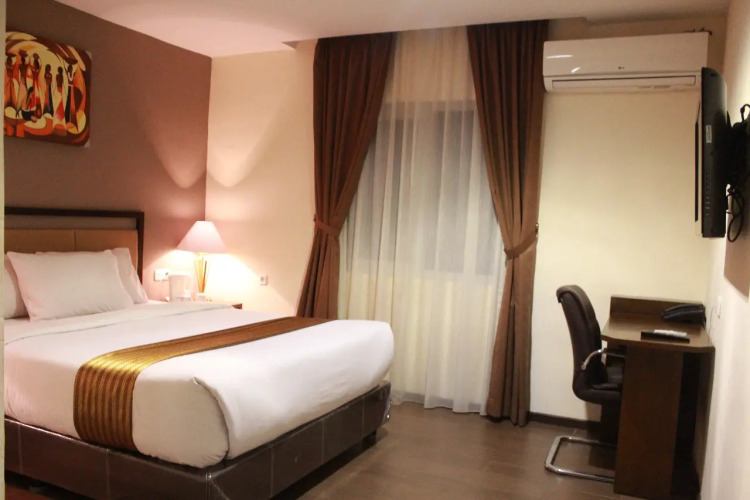 Sulthan Hotel Medan Powered By Archipelago - 棉蘭
