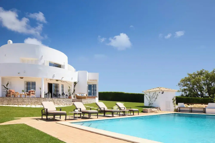 Casa Rosa Dos Ventos - Guia