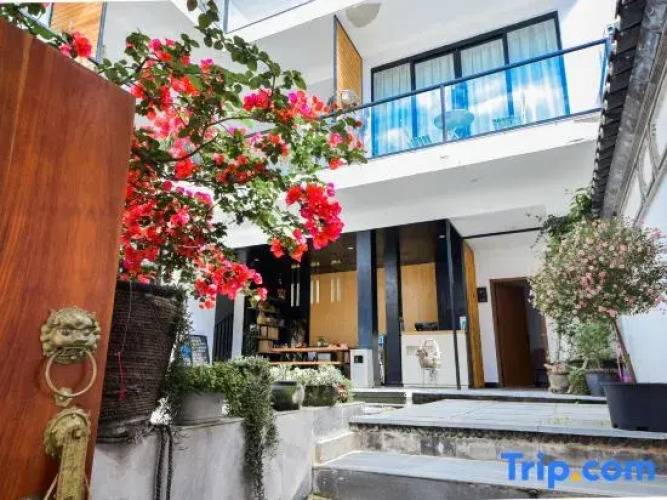 Erju Designer Hostel - Dali