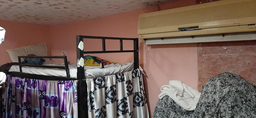 Ashrafi Dormitory Ac Deluxe - Mumbai