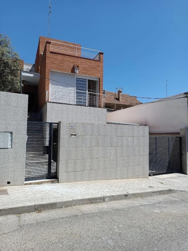 Ayz Joaquín Pol - Auto Check-in Property - Madrid