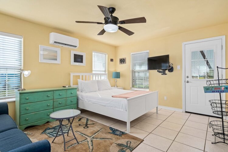 Rockport Redfish Cottage - Little Bay Club Cottage #02 - Rockport, TX
