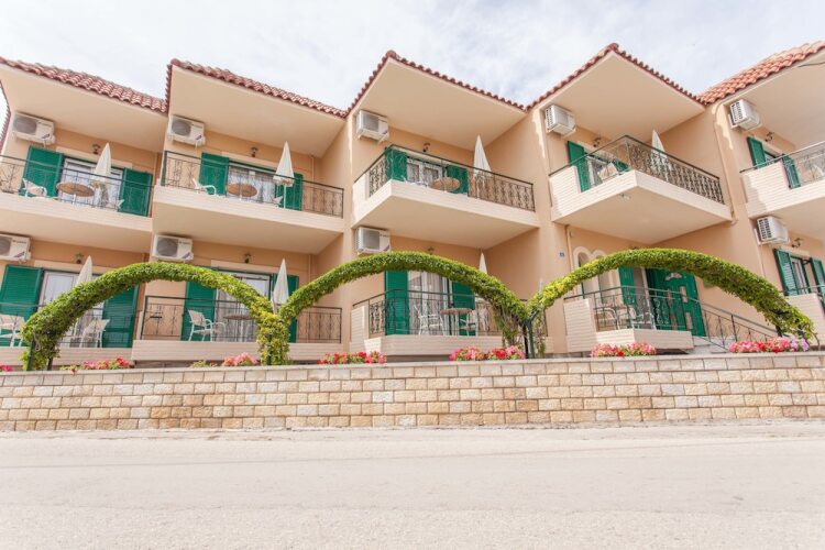 Konstantinos Hotel & Apartments 2 - 萊夫卡斯州