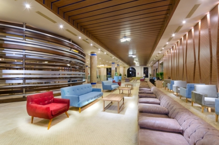 Titanic Royal-families And Couples Only - Hurghada