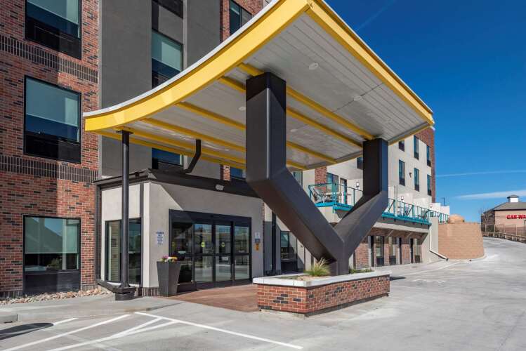 Mainstay Suites Colorado Springs East - Medical Center Area - Colorado Springs