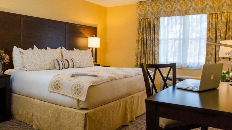 Airlie Hotel - Marshall, VA