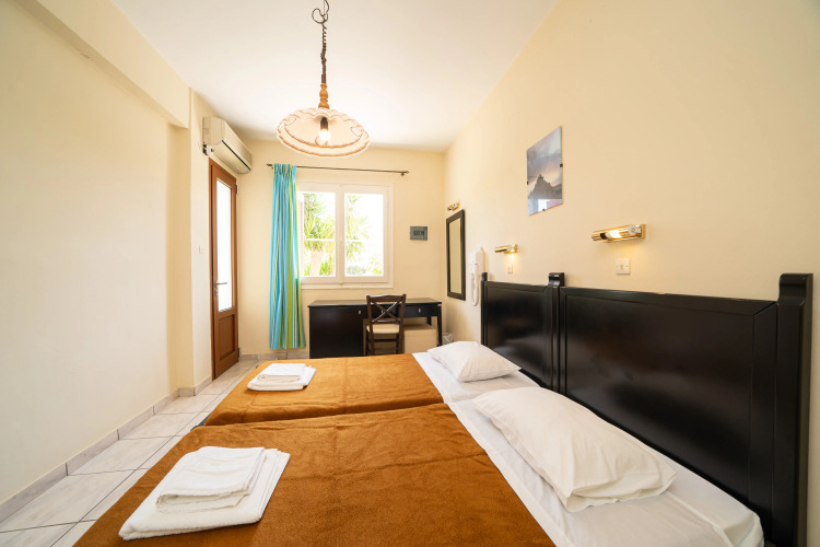 Lorenzo Hotel - Cefalonia