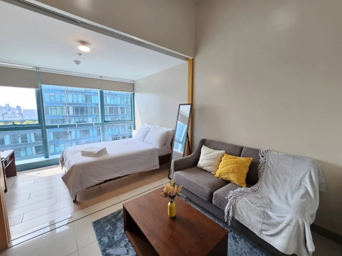 One Uptown Residence - Makati