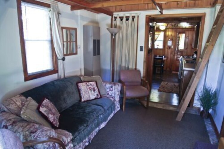 #7 - Northwoods Retreat 3 Bedroom Cabin By Redawning - Mackinaw City, MI