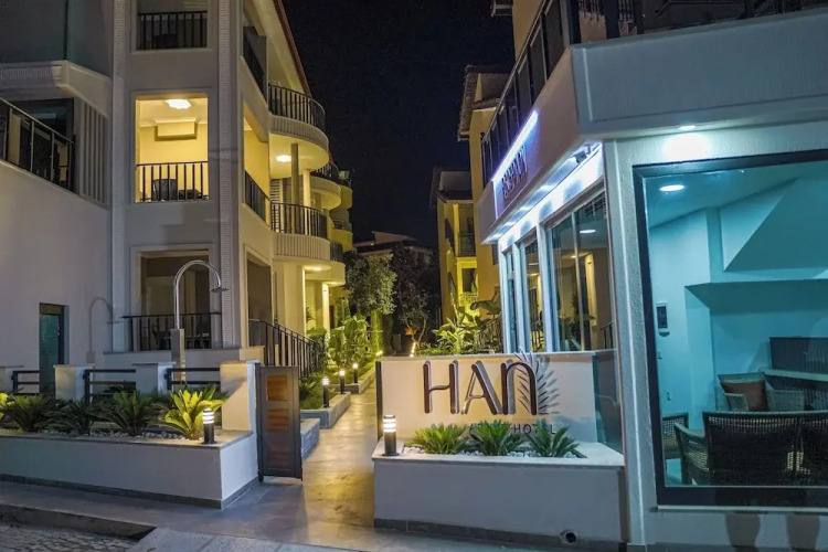 Han Apart Hotel - Side