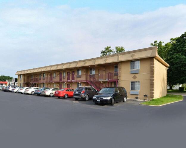 Rodeway Inn - Benton Harbor, MI