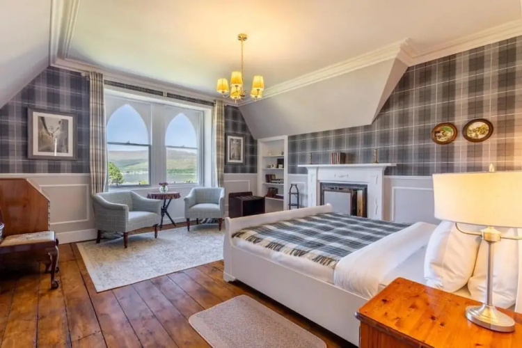 St Andrews House - Fort William