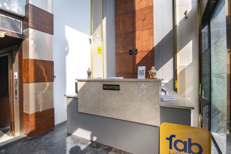 Fabhotel Prime K9 Crown - Ludhiana