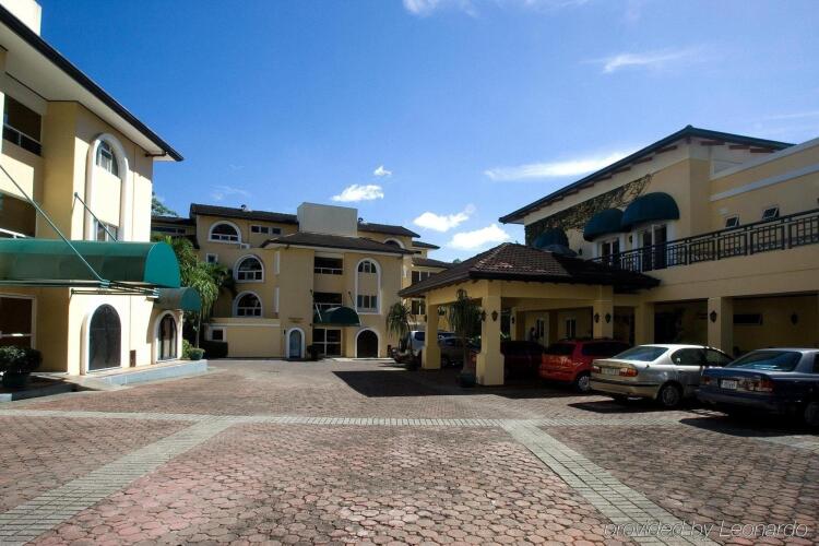 Apartotel & Suites Villas Del Rio - San José