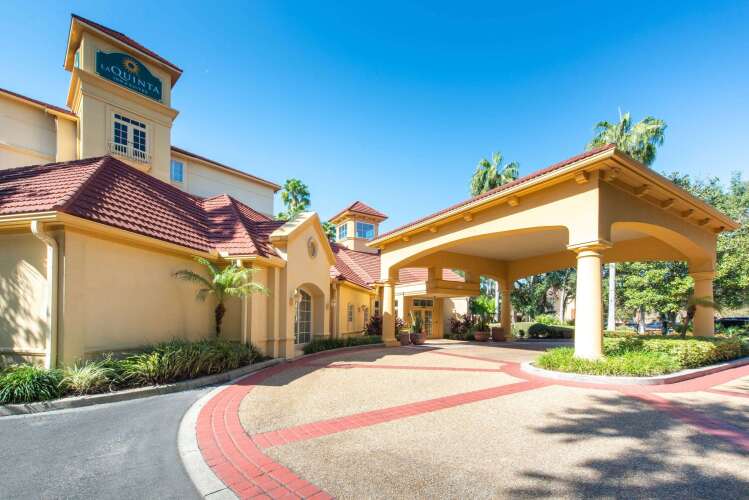 La Quinta Inn & Suites By Wyndham Tampa Brandon Regency Park - Riverview, FL