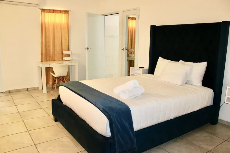 Douglas Highway Hotel - Mayagüez
