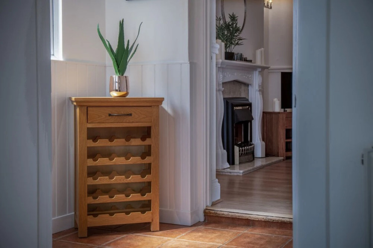 Ivy Cellar - 1 Bedroom Apartment - Tenby - Tenby
