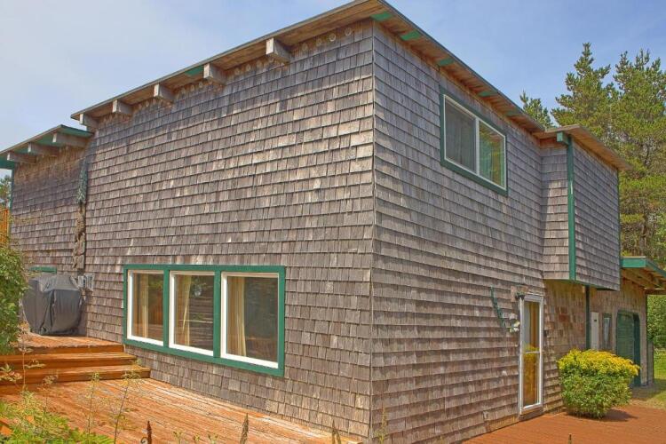 The Dragonfly Cabin - Westport, WA