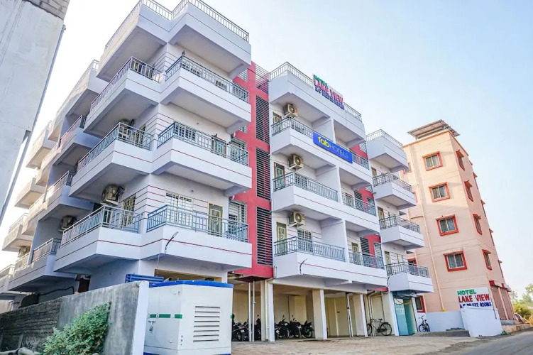 Fabhotel Lake View - Pune