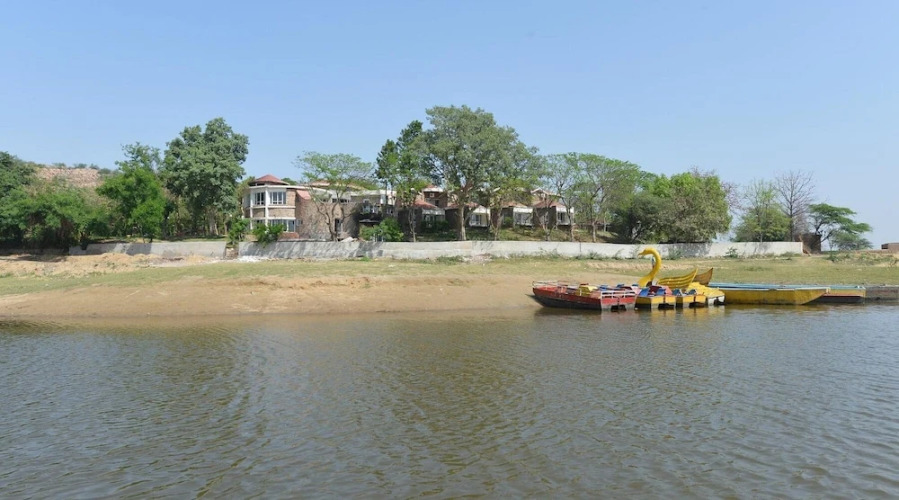 Saras Tourist Resort - Gurugram