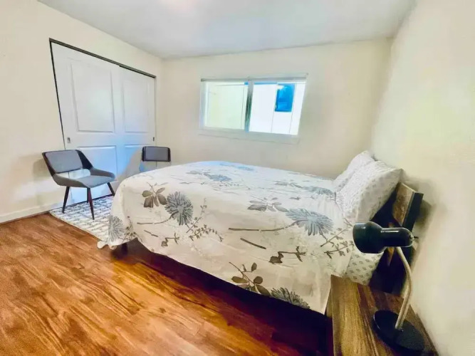 The Seattle Haven - Modern Suites - Bainbridge Island, WA