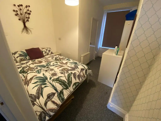 The Walnut Suite Lovely One Bedroom Flat In Stoke. - Plymouth
