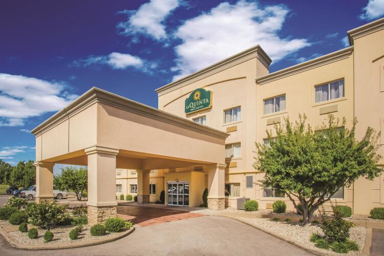 La Quinta Inn And Suites Evansville - Evansville, IN