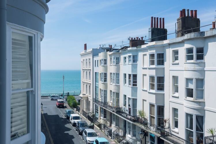 Innit Hotel - Marina House - Brighton and Hove