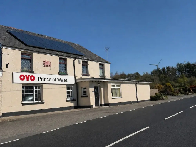 Oyo Prince Of Wales Country Hotel - South Wales